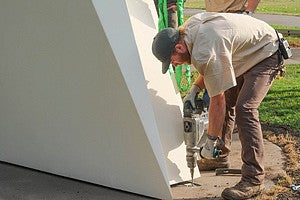 Jan Zach sculpture is newest public art on UO campus | College of Design